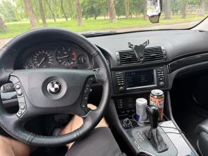 Pelēks BMW 525 2001 Klaipėda, ar dzinēja tilpumu 2.50 L un nobraukumu 500 tūkst. km par 2600 €, foto 15 vietnē AUTOMOTO.COM.LV