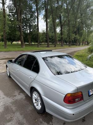 Pelēks BMW 525 2001 Klaipėda, ar dzinēja tilpumu 2.50 L un nobraukumu 500 tūkst. km par 2600 €, foto 6 vietnē AUTOMOTO.COM.LV