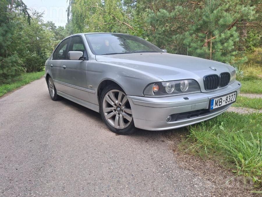 Grey BMW 525 2001 in Riga, with an engine capacity of 2.50 L and mileage of 454 thousand km for 3800 €, photo 3 on AUTOMOTO.COM.LV