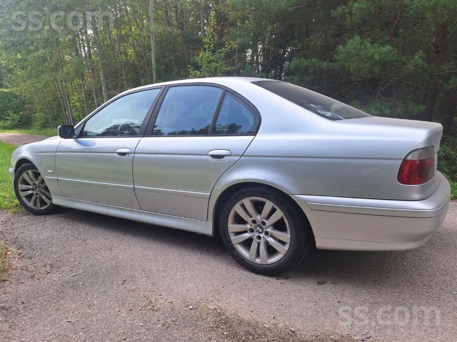 Grey BMW 525 2001 in Riga, with an engine capacity of 2.50 L and mileage of 454 thousand km for 3800 €, photo 7 on AUTOMOTO.COM.LV