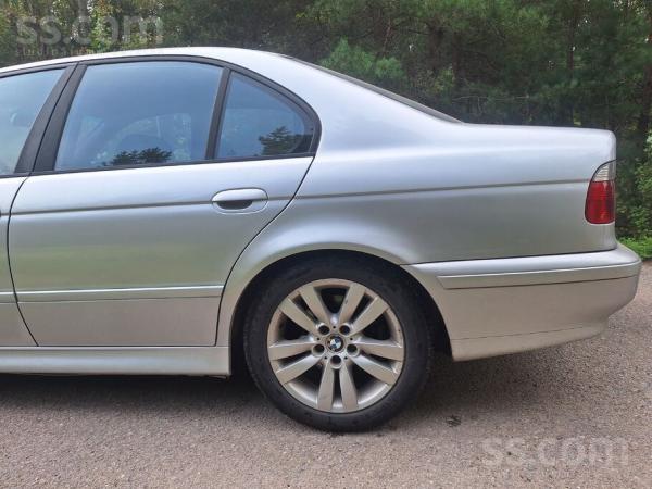 Pelēks BMW 525 2001 Rīga, ar dzinēja tilpumu 2.50 L un nobraukumu 454 tūkst. km par 3800 €, foto 10 vietnē AUTOMOTO.COM.LV