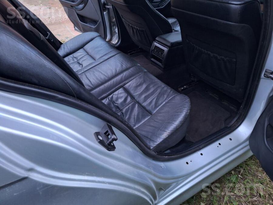 Grey BMW 525 2001 in Riga, with an engine capacity of 2.50 L and mileage of 454 thousand km for 3800 €, photo 22 on AUTOMOTO.COM.LV
