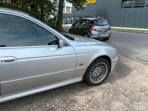 Grey BMW 525 2001 in Vilnius, with an engine capacity of 2.50 L and mileage of 402 thousand km for 1600 €, photo 5 on AUTOMOTO.COM.LV