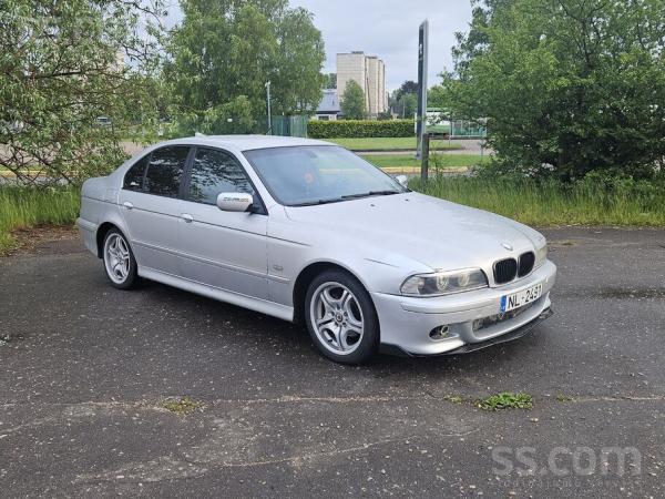 Pelēks BMW 525 2002 Liepāja, ar dzinēja tilpumu 2.50 L un nobraukumu 360 tūkst. km par 1950 €, foto 1 vietnē AUTOMOTO.COM.LV