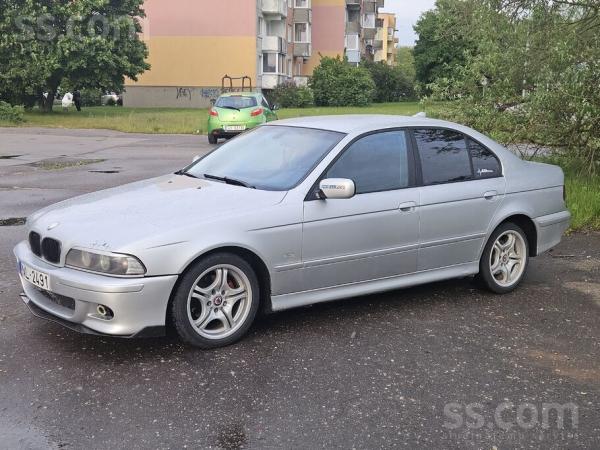 Pelēks BMW 525 2002 Liepāja, ar dzinēja tilpumu 2.50 L un nobraukumu 360 tūkst. km par 1950 €, foto 9 vietnē AUTOMOTO.COM.LV