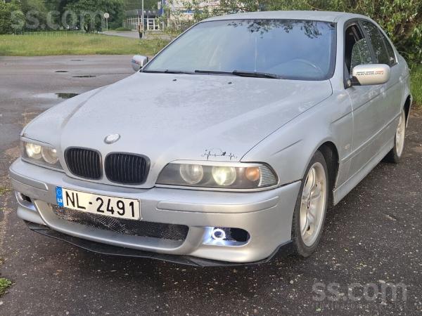 Pelēks BMW 525 2002 Liepāja, ar dzinēja tilpumu 2.50 L un nobraukumu 360 tūkst. km par 1950 €, foto 10 vietnē AUTOMOTO.COM.LV