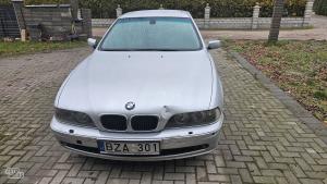 Pelēks BMW 525 2002 Šilutė, ar dzinēja tilpumu 2.50 L un nobraukumu 580 tūkst. km par 1200 €, foto 2 vietnē AUTOMOTO.COM.LV