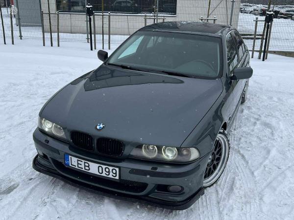 Grey BMW 525 2002 in Kaunas, with an engine capacity of 0.00 L and mileage of 350 thousand km for 3350 €, photo 5 on AUTOMOTO.COM.LV