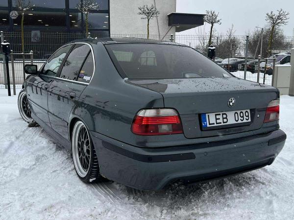 Grey BMW 525 2002 in Kaunas, with an engine capacity of 0.00 L and mileage of 350 thousand km for 3350 €, photo 7 on AUTOMOTO.COM.LV