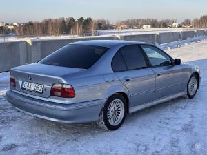 Grey BMW 525 2002 in Vilnius, with an engine capacity of 2.50 L and mileage of 420 thousand km for 1950 €, photo 2 on AUTOMOTO.COM.LV