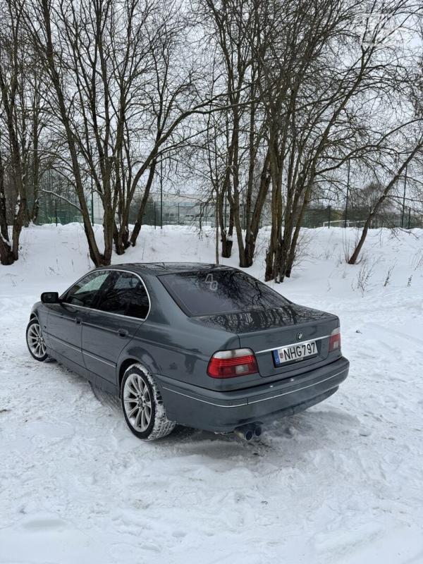 Pelēks BMW 525 2002 Viļņa, ar dzinēja tilpumu 2.50 L un nobraukumu 536 tūkst. km par 2950 €, foto 8 vietnē AUTOMOTO.COM.LV