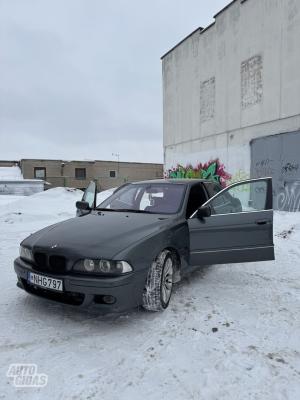 Pelēks BMW 525 2002 Viļņa, ar dzinēja tilpumu 2.50 L un nobraukumu 536 tūkst. km par 2950 €, foto 18 vietnē AUTOMOTO.COM.LV