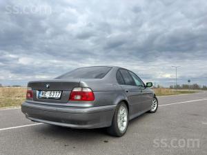 Серый БМВ 525 2002 в Бауска, объемом двигателя 2.50 л и пробегом 297 тыс. км за 2800 €, фото 6 на AUTOMOTO.COM.LV