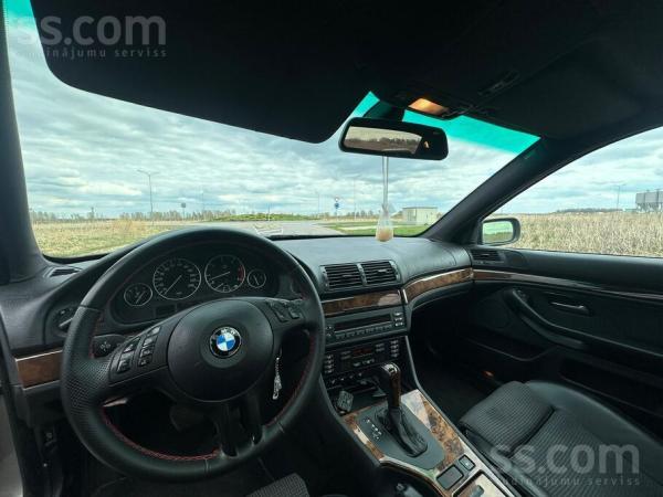 Серый БМВ 525 2002 в Бауска, объемом двигателя 2.50 л и пробегом 297 тыс. км за 2800 €, фото 7 на AUTOMOTO.COM.LV