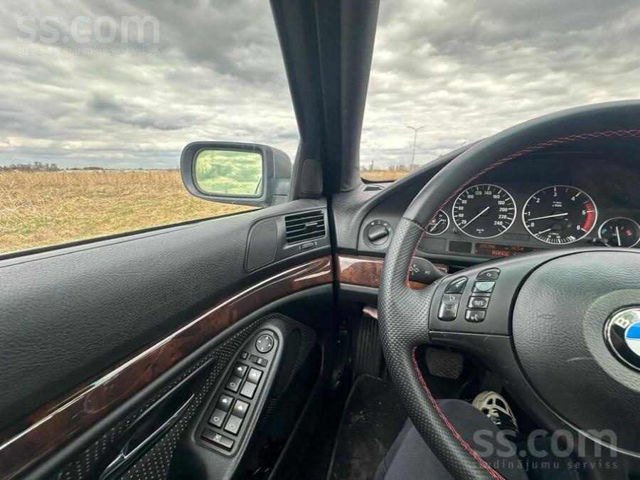 Серый БМВ 525 2002 в Бауска, объемом двигателя 2.50 л и пробегом 297 тыс. км за 2800 €, фото 11 на AUTOMOTO.COM.LV