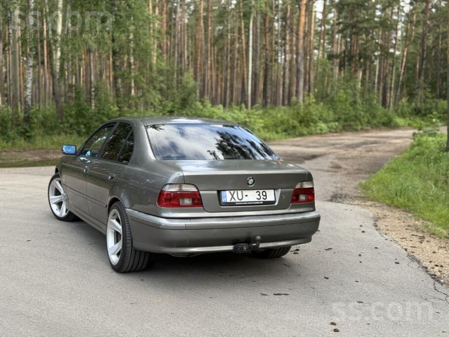 Pelēks BMW 525 2002 Rīga, ar dzinēja tilpumu 2.50 L un nobraukumu 347 tūkst. km par 3990 €, foto 5 vietnē AUTOMOTO.COM.LV