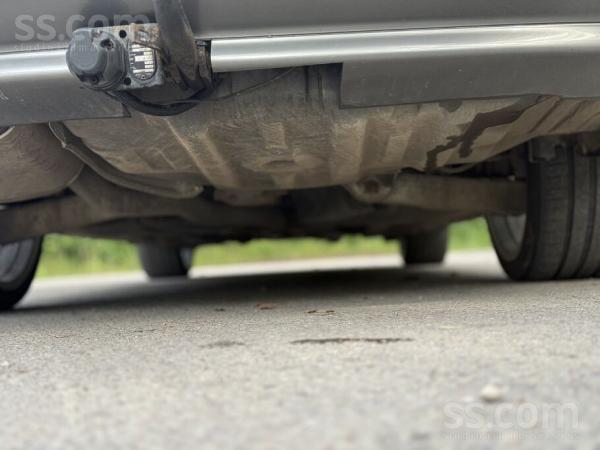 Pelēks BMW 525 2002 Rīga, ar dzinēja tilpumu 2.50 L un nobraukumu 347 tūkst. km par 3990 €, foto 10 vietnē AUTOMOTO.COM.LV