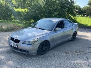 Grey BMW 525 2003 in Riga, with an engine capacity of 2.50 L and mileage of 0 thousand km for 1900 €, photo 5 on AUTOMOTO.COM.LV