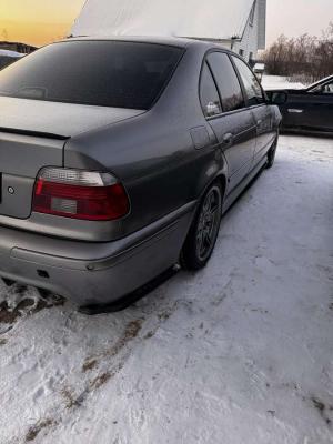 Grey BMW 525 2003 in Vilnius, with an engine capacity of 2.50 L and mileage of 400 thousand km for 5100 €, photo 8 on AUTOMOTO.COM.LV