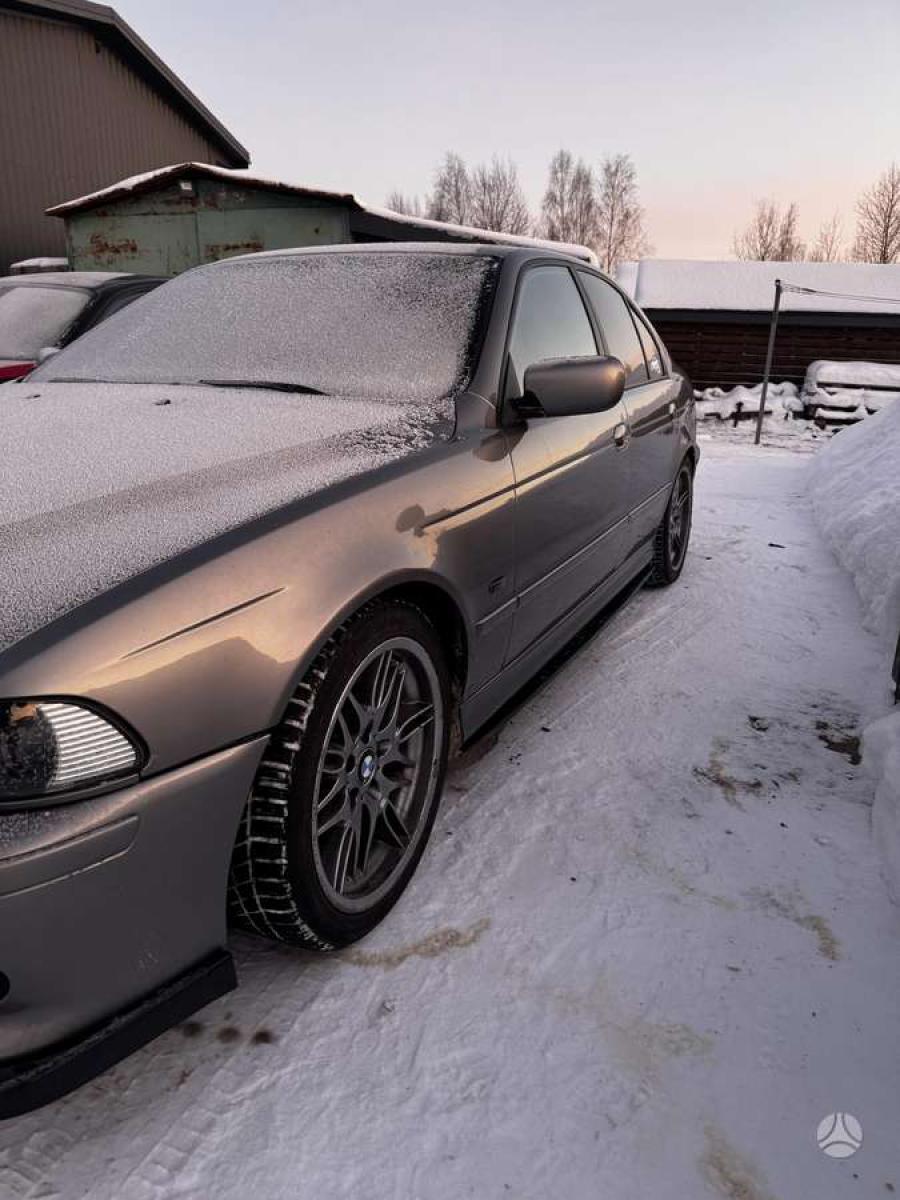 Grey BMW 525 2003 in Vilnius, with an engine capacity of 2.50 L and mileage of 400 thousand km for 5100 €, photo 10 on AUTOMOTO.COM.LV