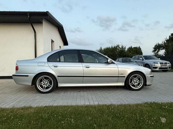Pelēks BMW 525 2003 Panevēža, ar dzinēja tilpumu 2.50 L un nobraukumu 282 tūkst. km par 5500 €, foto 6 vietnē AUTOMOTO.COM.LV