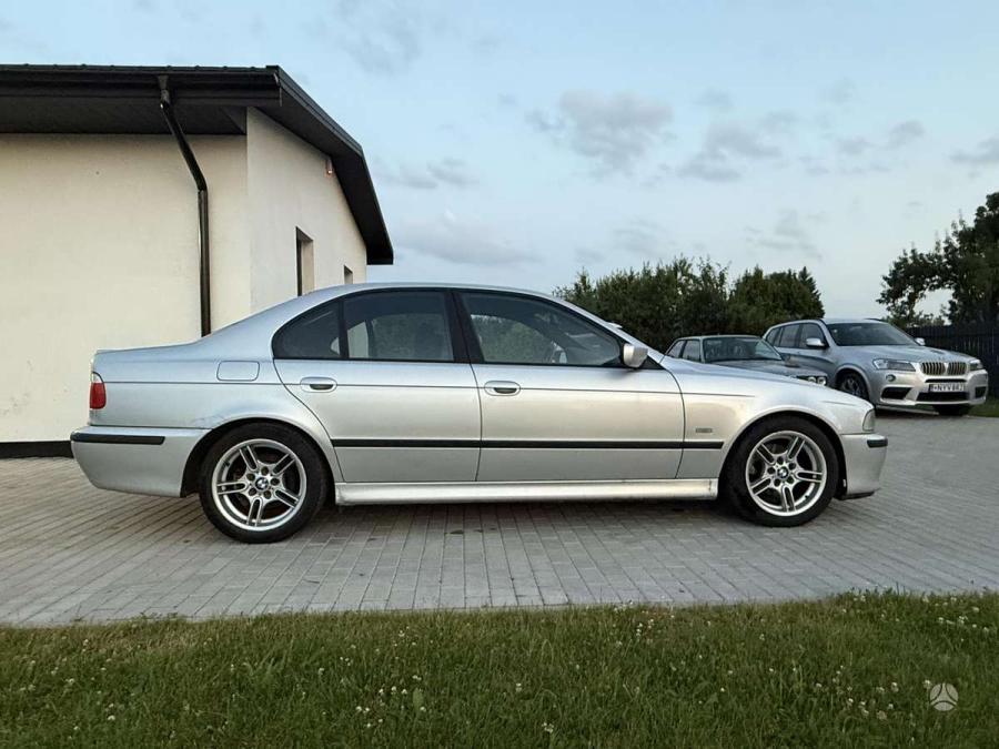 Grey BMW 525 2003 in Panevezys, with an engine capacity of 2.50 L and mileage of 282 thousand km for 5500 €, photo 7 on AUTOMOTO.COM.LV