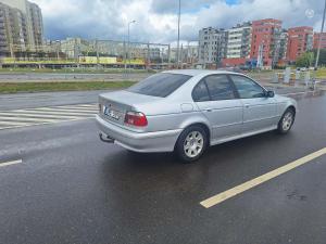 Grey BMW 525 2003 in Vilnius, with an engine capacity of 2.50 L and mileage of 381 thousand km for 1500 €, photo 5 on AUTOMOTO.COM.LV