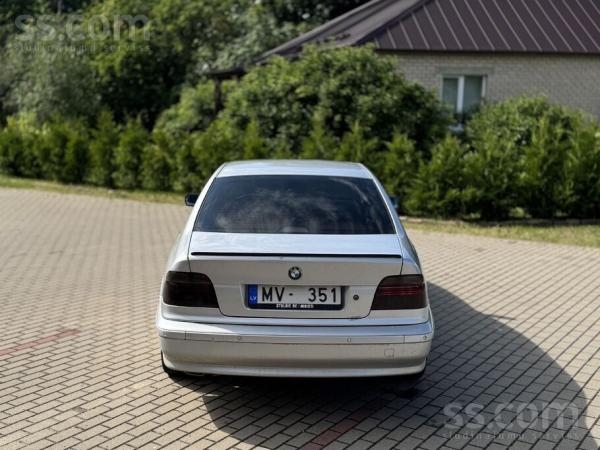 Grey BMW 525 2003 in Preili, with an engine capacity of 2.50 L and mileage of 313 thousand km for 2700 €, photo 5 on AUTOMOTO.COM.LV