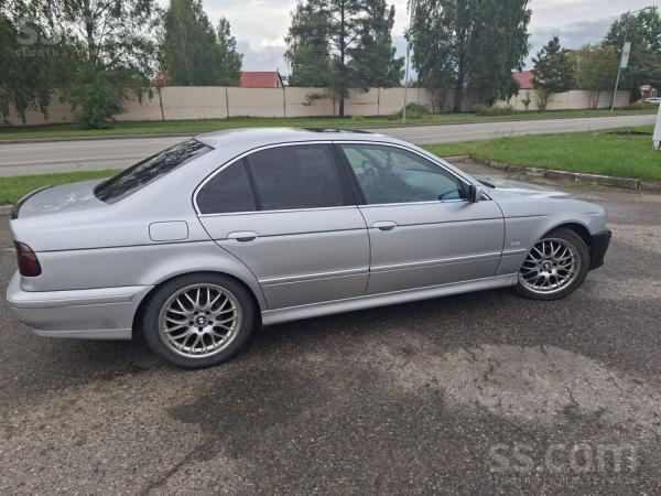 Grey BMW 525 2003 in Preili, with an engine capacity of 2.50 L and mileage of 315 thousand km for 2450 €, photo 4 on AUTOMOTO.COM.LV