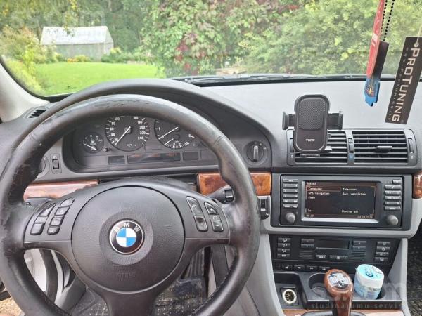 Grey BMW 525 2003 in Preili, with an engine capacity of 2.50 L and mileage of 315 thousand km for 2450 €, photo 5 on AUTOMOTO.COM.LV