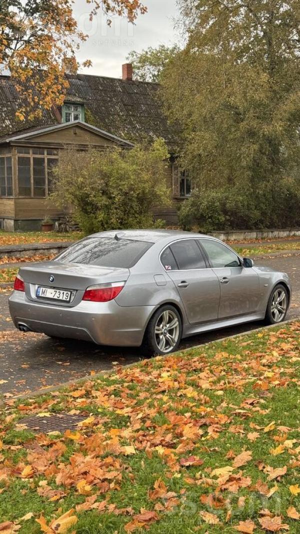 Grey BMW 525 2003 in Riga, with an engine capacity of 2.50 L and mileage of 400 thousand km for 3999 €, photo 6 on AUTOMOTO.COM.LV