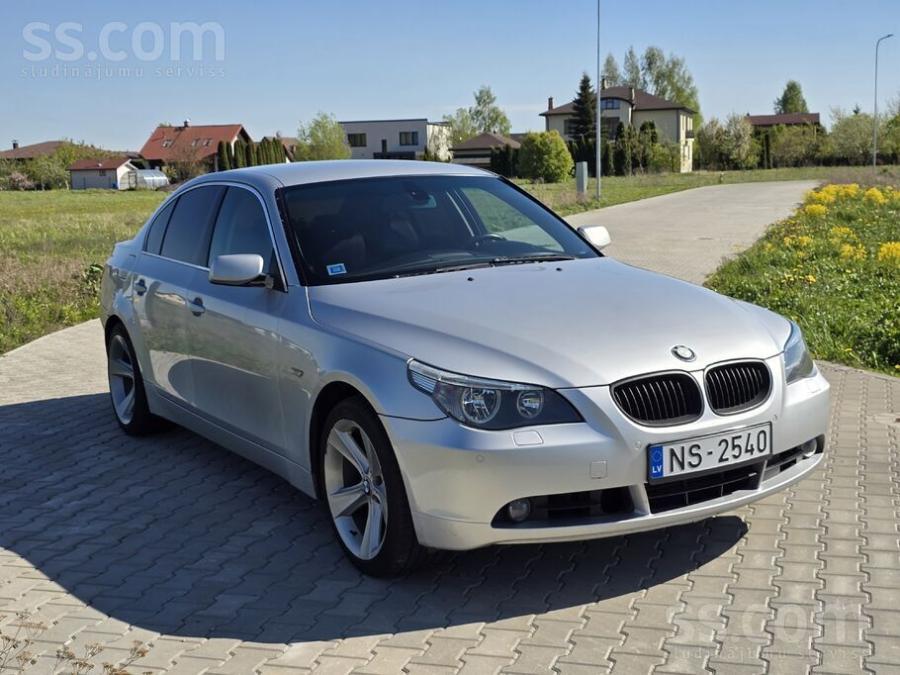 Grey BMW 525 2004 in Riga, with an engine capacity of 2.50 L and mileage of 412 thousand km for 2900 €, photo 9 on AUTOMOTO.COM.LV