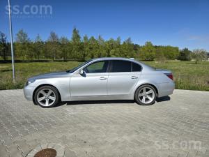 Grey BMW 525 2004 in Riga, with an engine capacity of 2.50 L and mileage of 412 thousand km for 2900 €, photo 13 on AUTOMOTO.COM.LV