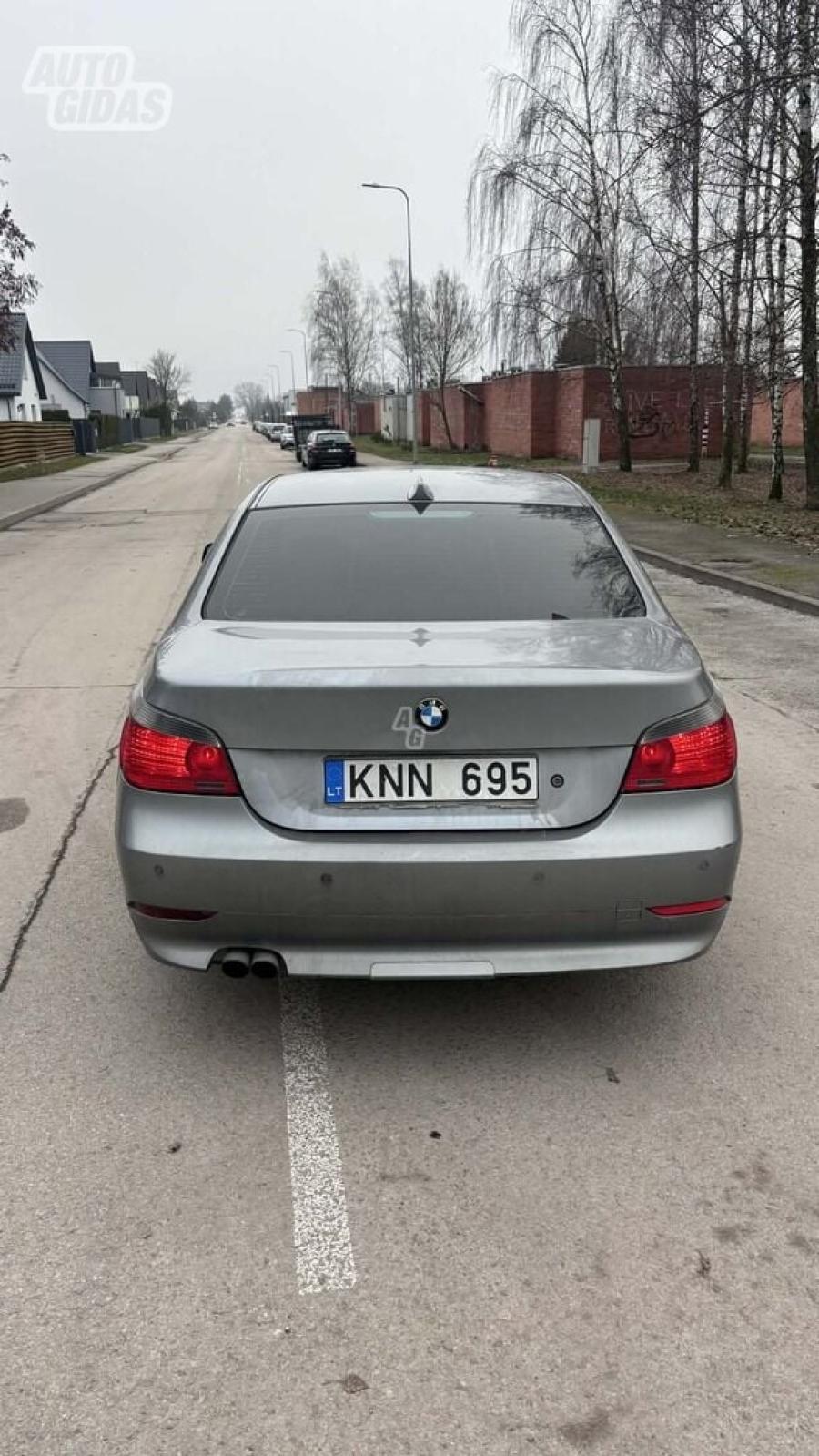 Pelēks BMW 525 2004 Marijampole, ar dzinēja tilpumu 2.50 L un nobraukumu 296 tūkst. km par 2199 €, foto 3 vietnē AUTOMOTO.COM.LV