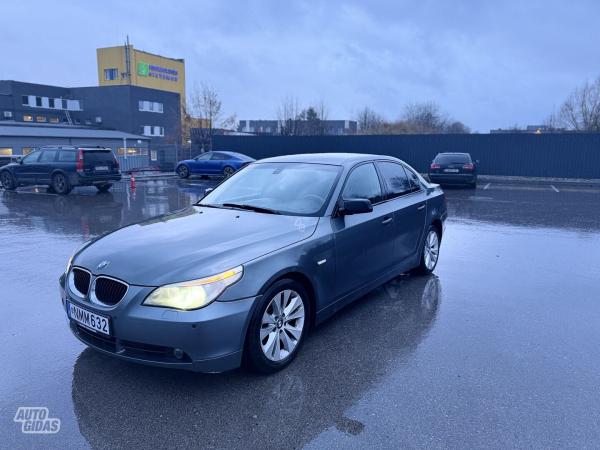 Pelēks BMW 525 2004 Kauņa, ar dzinēja tilpumu 2.50 L un nobraukumu 5 tūkst. km par 2700 €, foto 1 vietnē AUTOMOTO.COM.LV