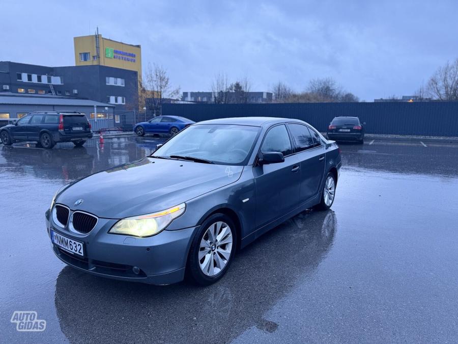 Grey BMW 525 2004 in Kaunas, with an engine capacity of 2.50 L and mileage of 5 thousand km for 2700 €, photo 1 on AUTOMOTO.COM.LV