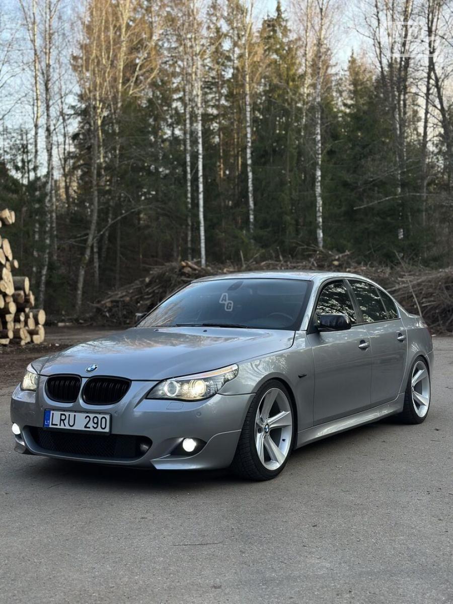 Pelēks BMW 525 2004 Alīta, ar dzinēja tilpumu 2.50 L un nobraukumu 270 tūkst. km par 5700 €, foto 1 vietnē AUTOMOTO.COM.LV