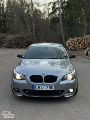 Pelēks BMW 525 2004 Alīta, ar dzinēja tilpumu 2.50 L un nobraukumu 270 tūkst. km par 5700 €, foto 2 vietnē AUTOMOTO.COM.LV