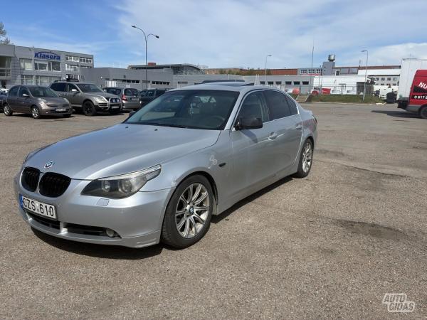 Grey BMW 525 2004 in Klaipeda, with an engine capacity of 2.50 L and mileage of 301 thousand km for 2000 €, photo 2 on AUTOMOTO.COM.LV