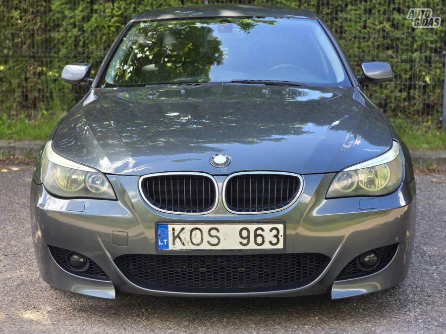Pelēks BMW 525 2004 Viļņa, ar dzinēja tilpumu 2.50 L un nobraukumu 390 tūkst. km par 1999 €, foto 6 vietnē AUTOMOTO.COM.LV