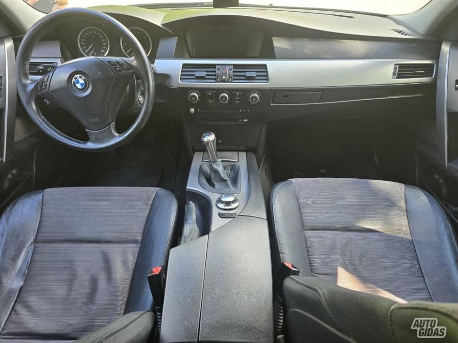 Pelēks BMW 525 2004 Viļņa, ar dzinēja tilpumu 2.50 L un nobraukumu 390 tūkst. km par 1999 €, foto 9 vietnē AUTOMOTO.COM.LV