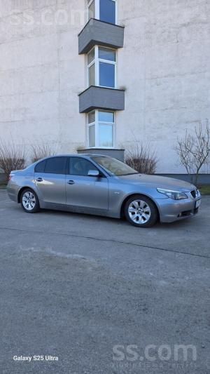 Grey BMW 525 2004 in Riga, with an engine capacity of 2.50 L and mileage of 356 thousand km for 1900 €, photo 1 on AUTOMOTO.COM.LV
