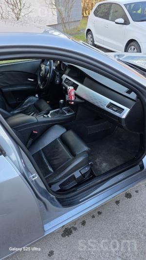 Grey BMW 525 2004 in Riga, with an engine capacity of 2.50 L and mileage of 356 thousand km for 1900 €, photo 6 on AUTOMOTO.COM.LV