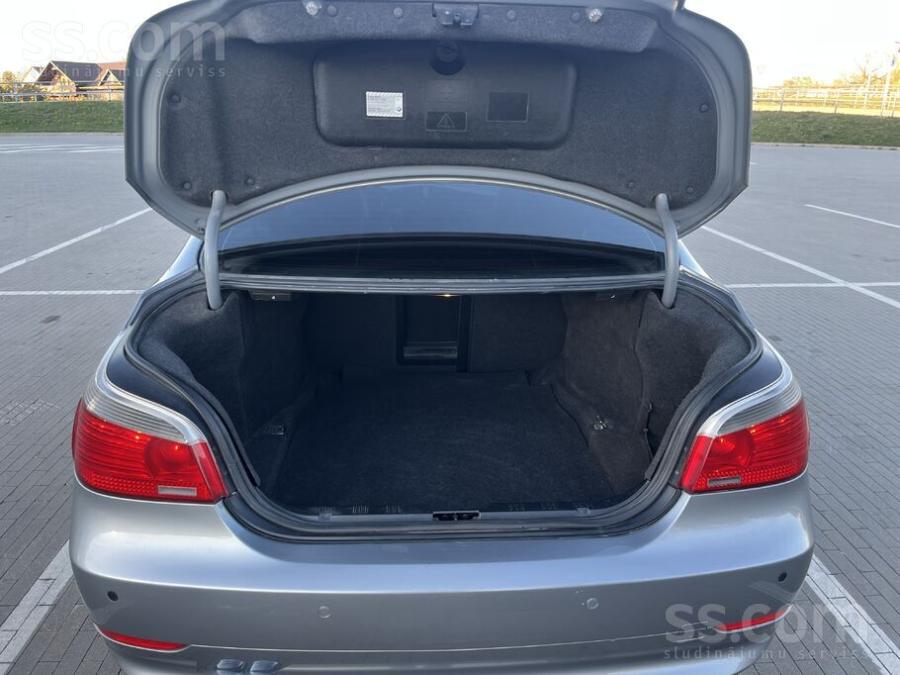 Grey BMW 525 2004 in Rezekne, with an engine capacity of 2.50 L and mileage of 206 thousand km for 4400 €, photo 6 on AUTOMOTO.COM.LV