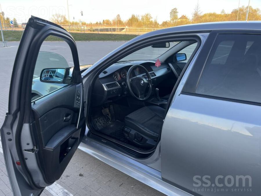 Grey BMW 525 2004 in Rezekne, with an engine capacity of 2.50 L and mileage of 206 thousand km for 4400 €, photo 10 on AUTOMOTO.COM.LV