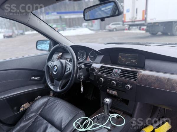 Серый БМВ 525 2004 в Рига, объемом двигателя 2.50 л и пробегом 0 тыс. км за 1999 €, фото 6 на AUTOMOTO.COM.LV