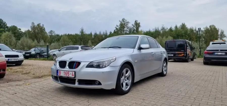 Pelēks BMW 525 2004 Valmiera, ar dzinēja tilpumu 2.50 L un nobraukumu 338 tūkst. km par 3100 €, foto 8 vietnē AUTOMOTO.COM.LV