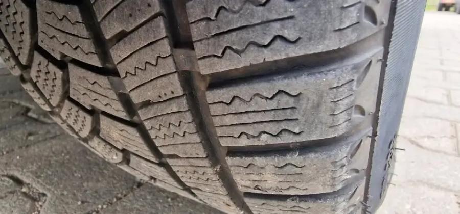 Pelēks BMW 525 2004 Valmiera, ar dzinēja tilpumu 2.50 L un nobraukumu 338 tūkst. km par 3100 €, foto 10 vietnē AUTOMOTO.COM.LV