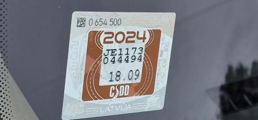 Pelēks BMW 525 2004 Valmiera, ar dzinēja tilpumu 2.50 L un nobraukumu 338 tūkst. km par 3100 €, foto 16 vietnē AUTOMOTO.COM.LV