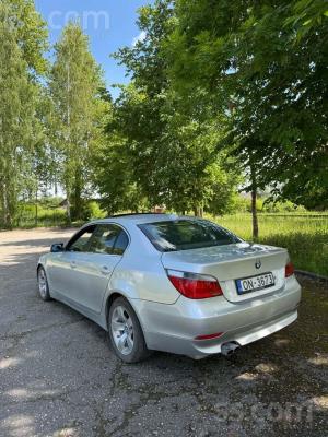 Pelēks BMW 525 2004 Rēzekne, ar dzinēja tilpumu 2.50 L un nobraukumu 401 tūkst. km par 2850 €, foto 6 vietnē AUTOMOTO.COM.LV